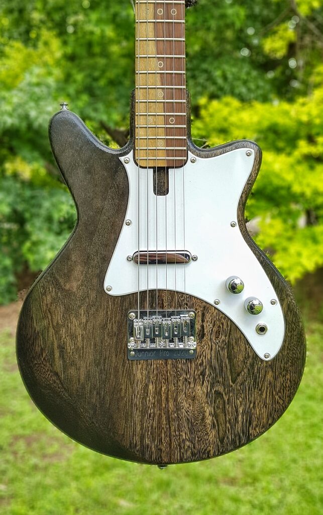 Guitarra Evon Junior – Evon Instrumentos